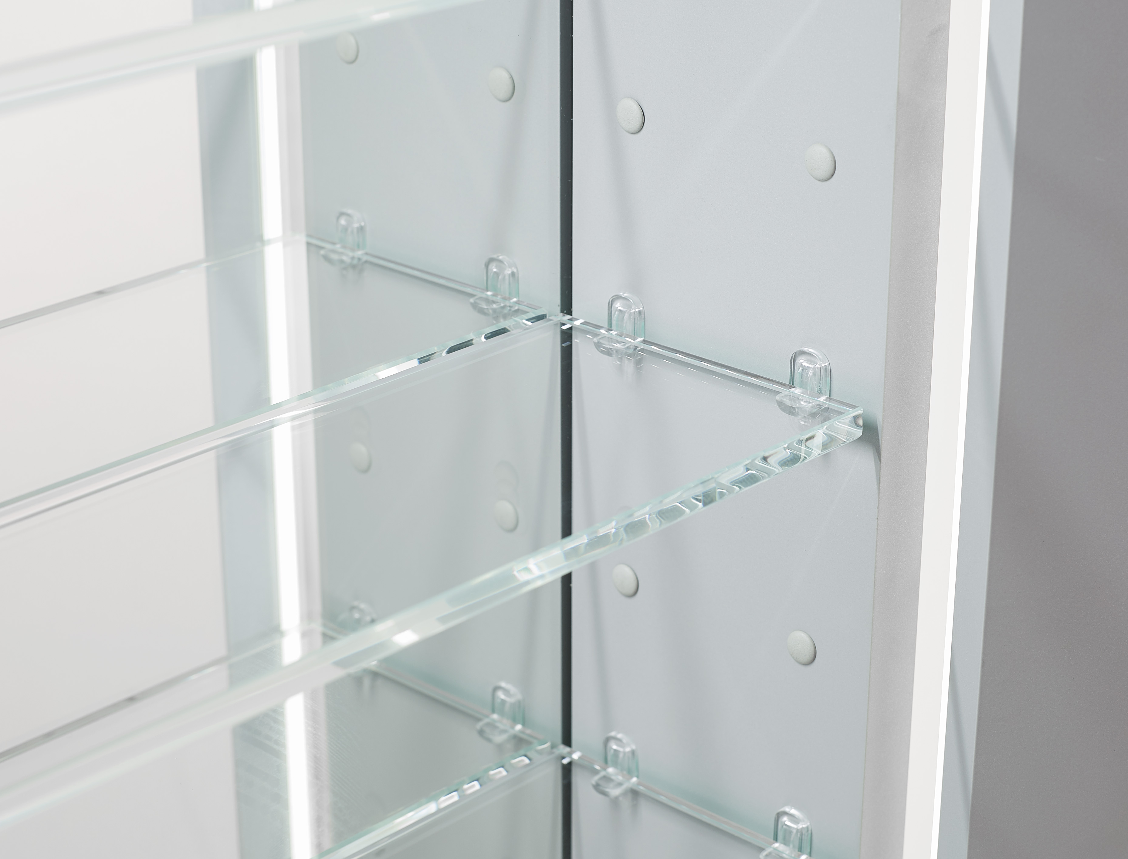 Adjustable Glass Shelves – Stylish & Functional Storage